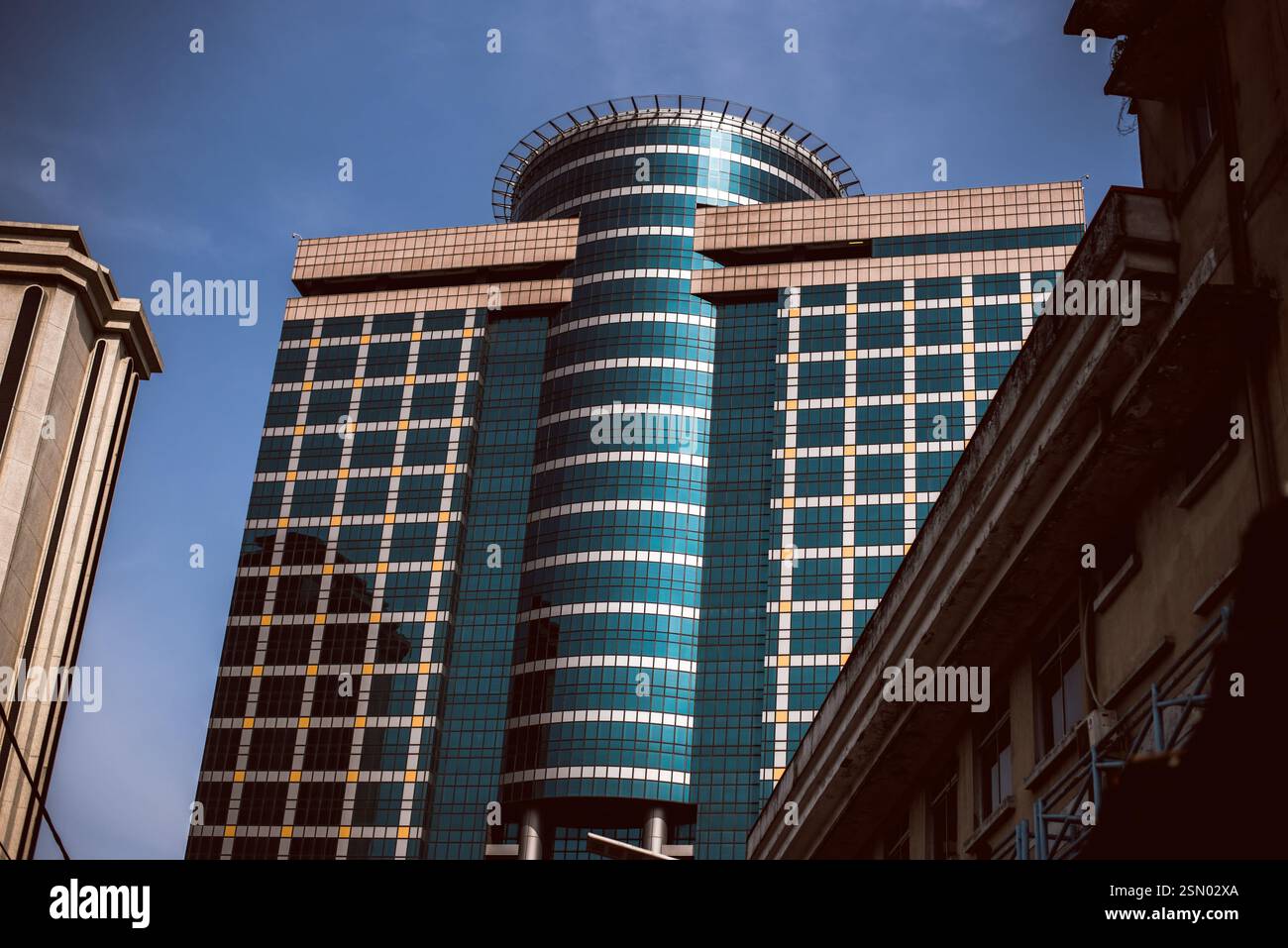 Low angle shot of Central Bank of Nigeria Lagos business district ...