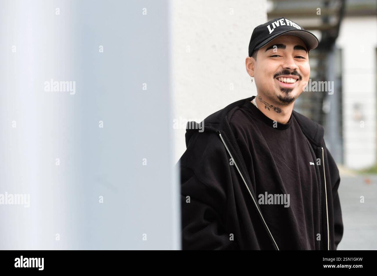 Tony Bauer bei einem Phtoshooting bei Radio ffn. Hannover, 21.11.2024 ...