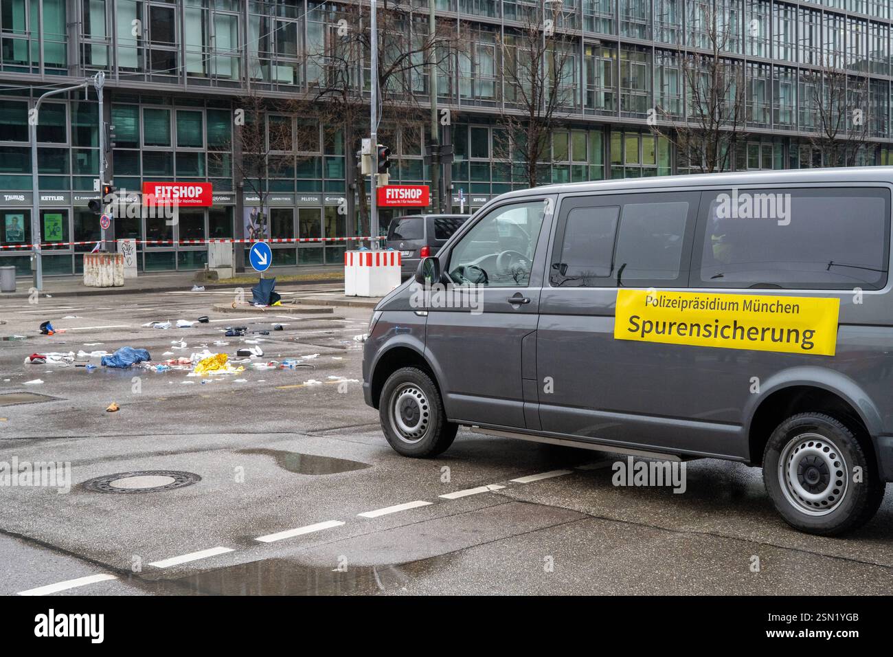 Spurensicherung am tatort der polizei hi-res stock photography and images - Alamy