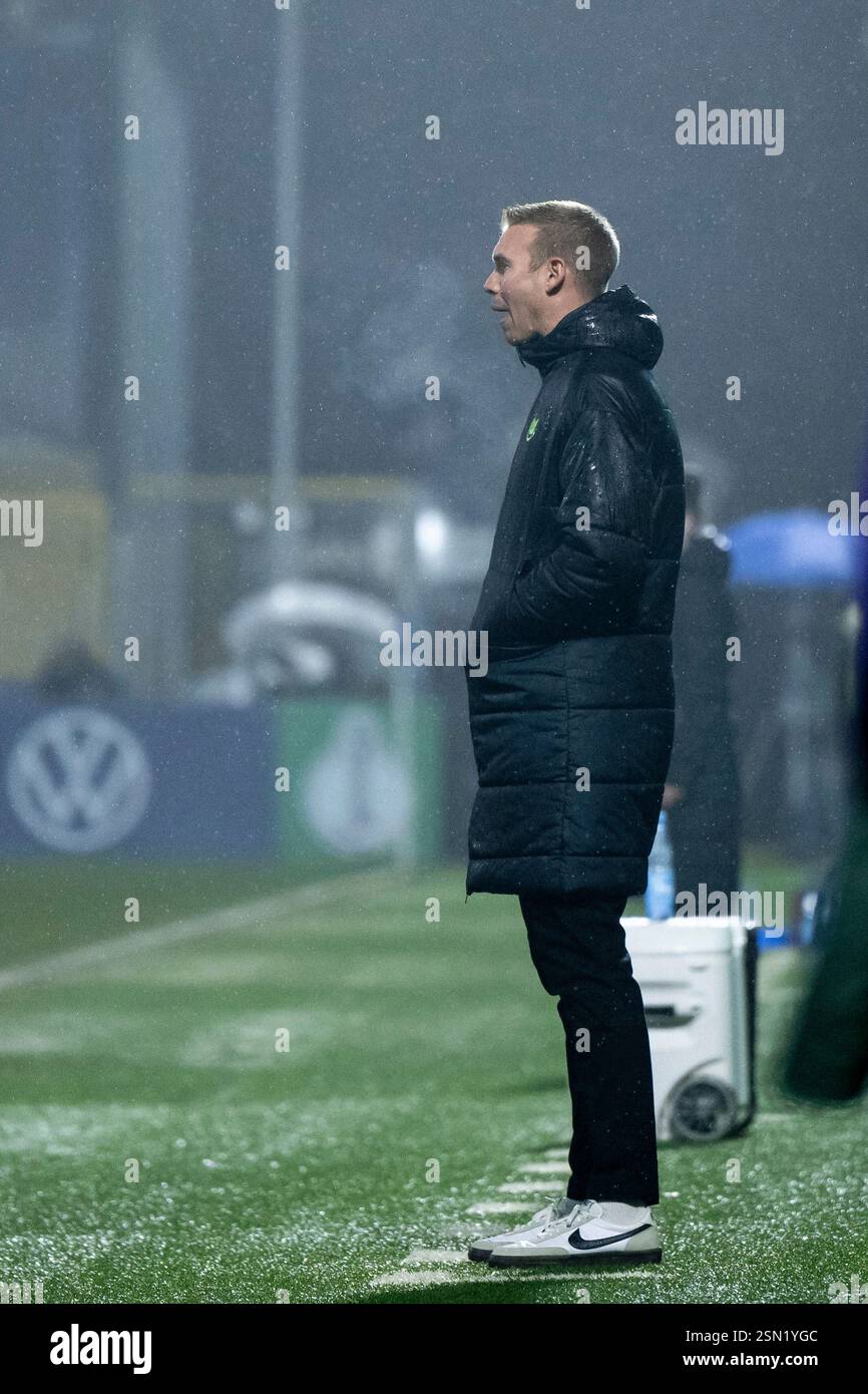 Tommy Stroot (VfL Wolfsburg, Trainer), GER, TSG 1899 Hoffenheim vs VfL ...