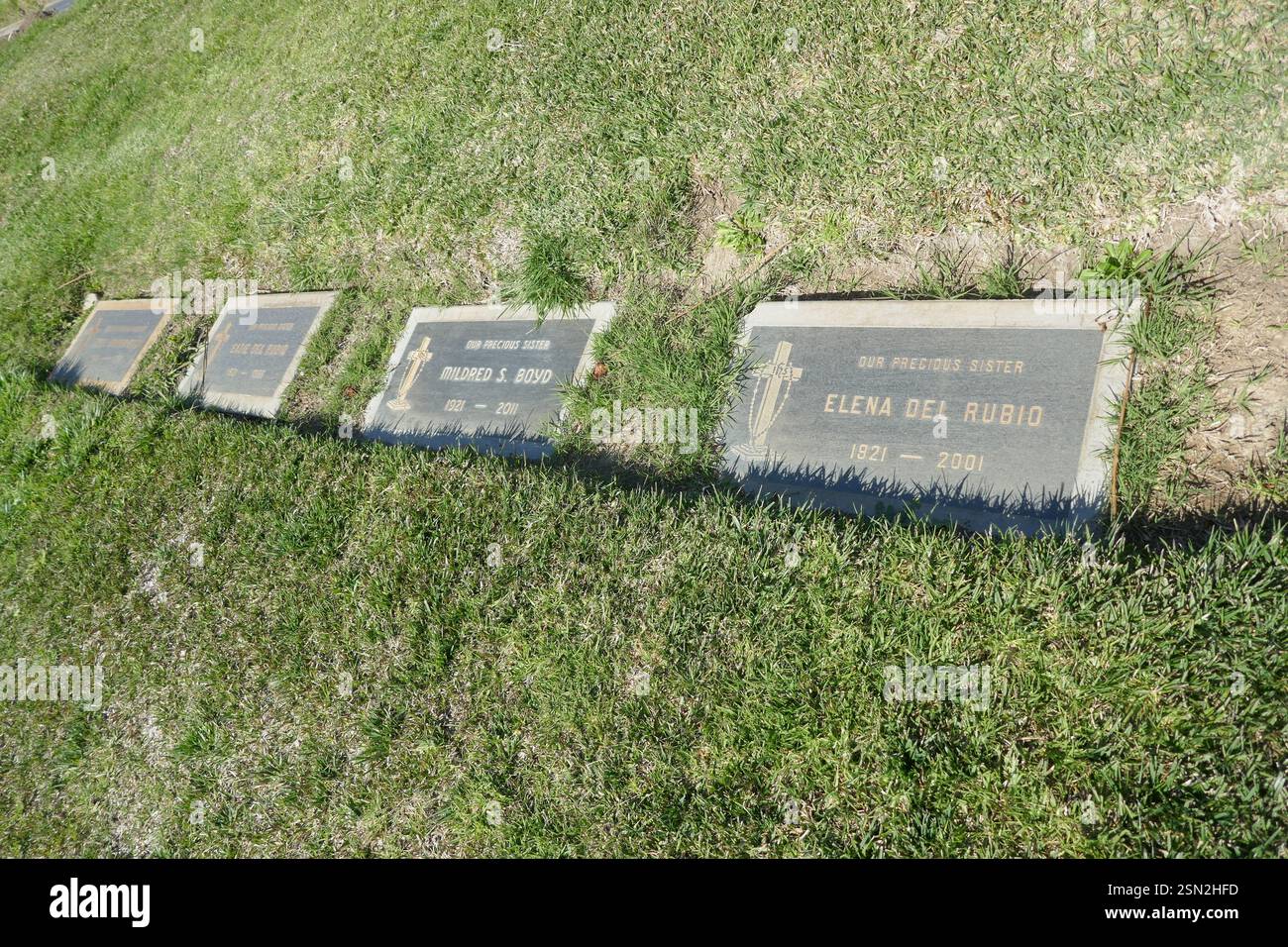 Culver City, California, USA 11th February 2025 Singers Eadie Del Rubio ...