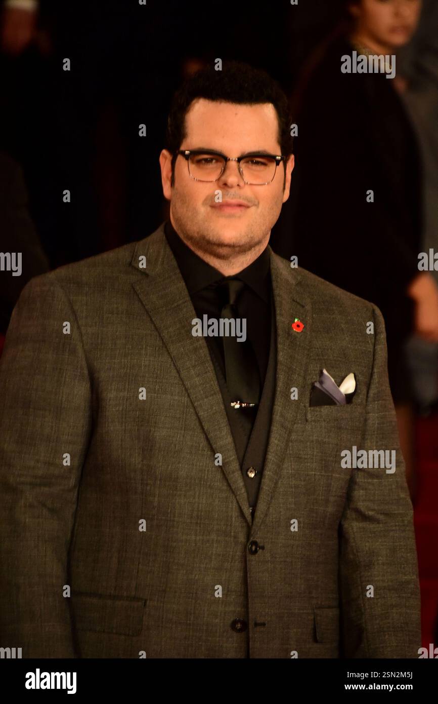 Josh Gad attending the WORLD PREMIERE of MURDER on the ORIET EXPRESS at ...