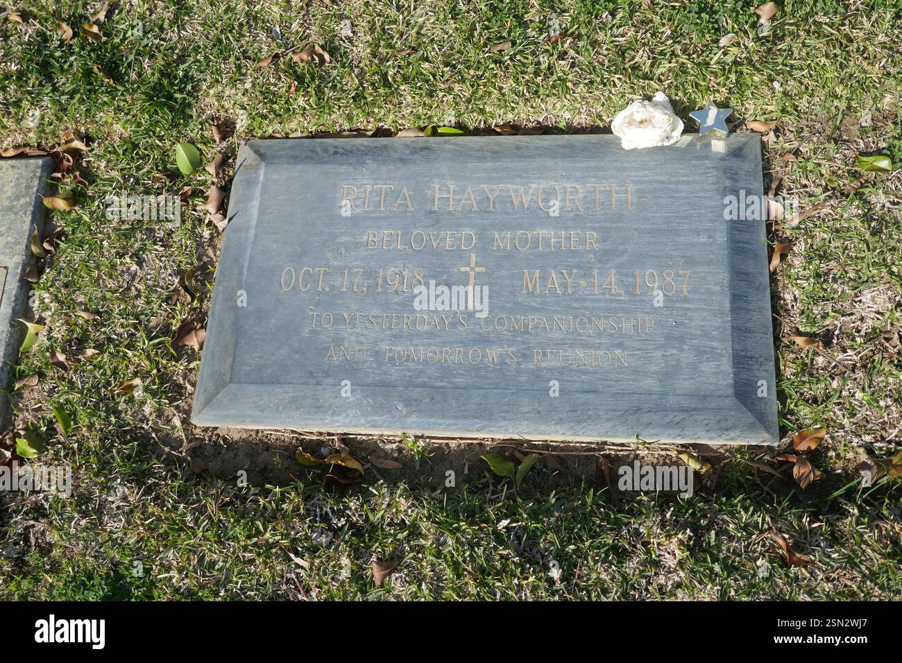 Culver City, California, USA 11th February 2025 Actress Rita Hayworth Grave at Holy Cross ...