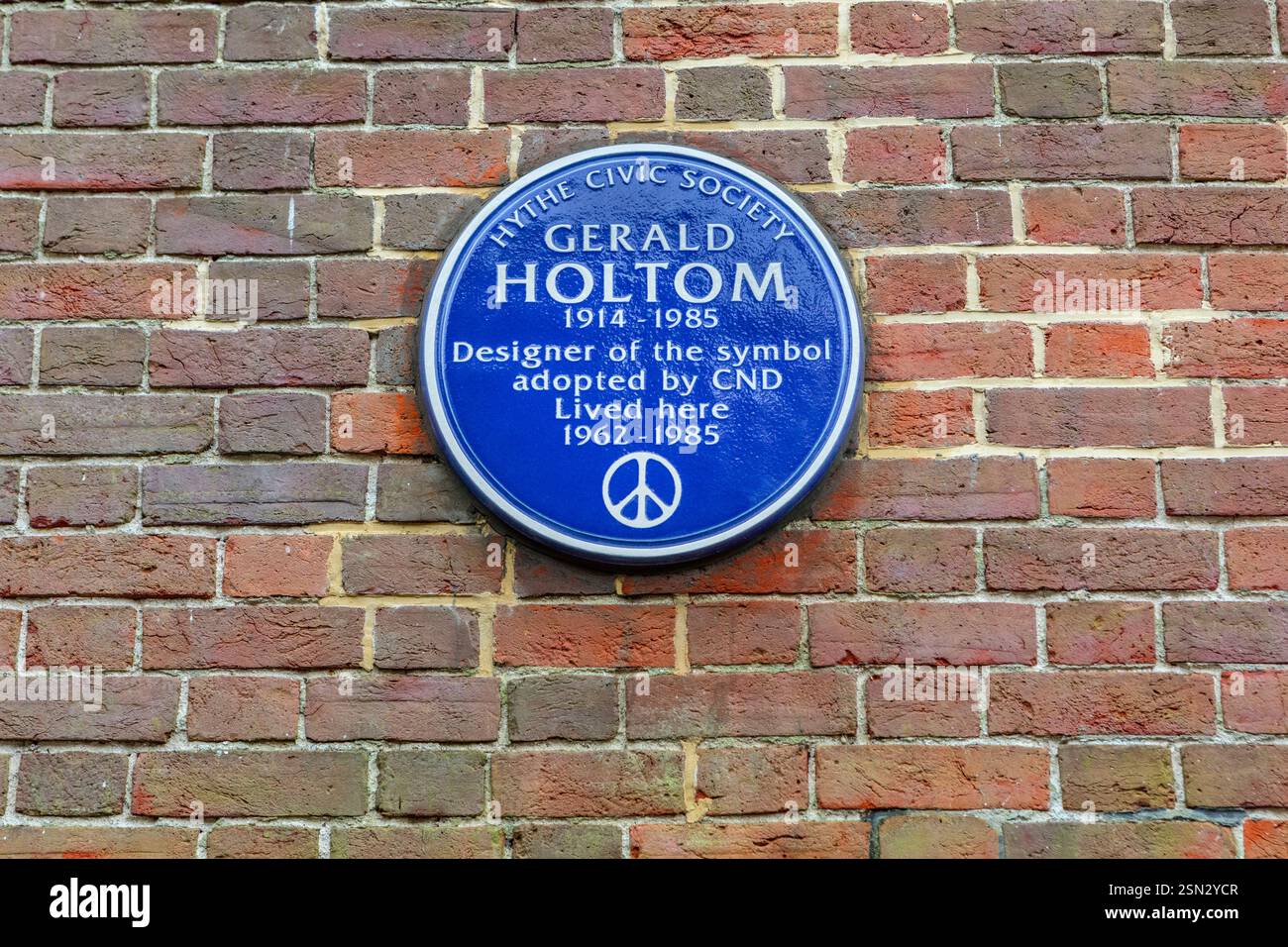 A blue plaque for Gerald Holtom, designer of the symbol for CND, in ...