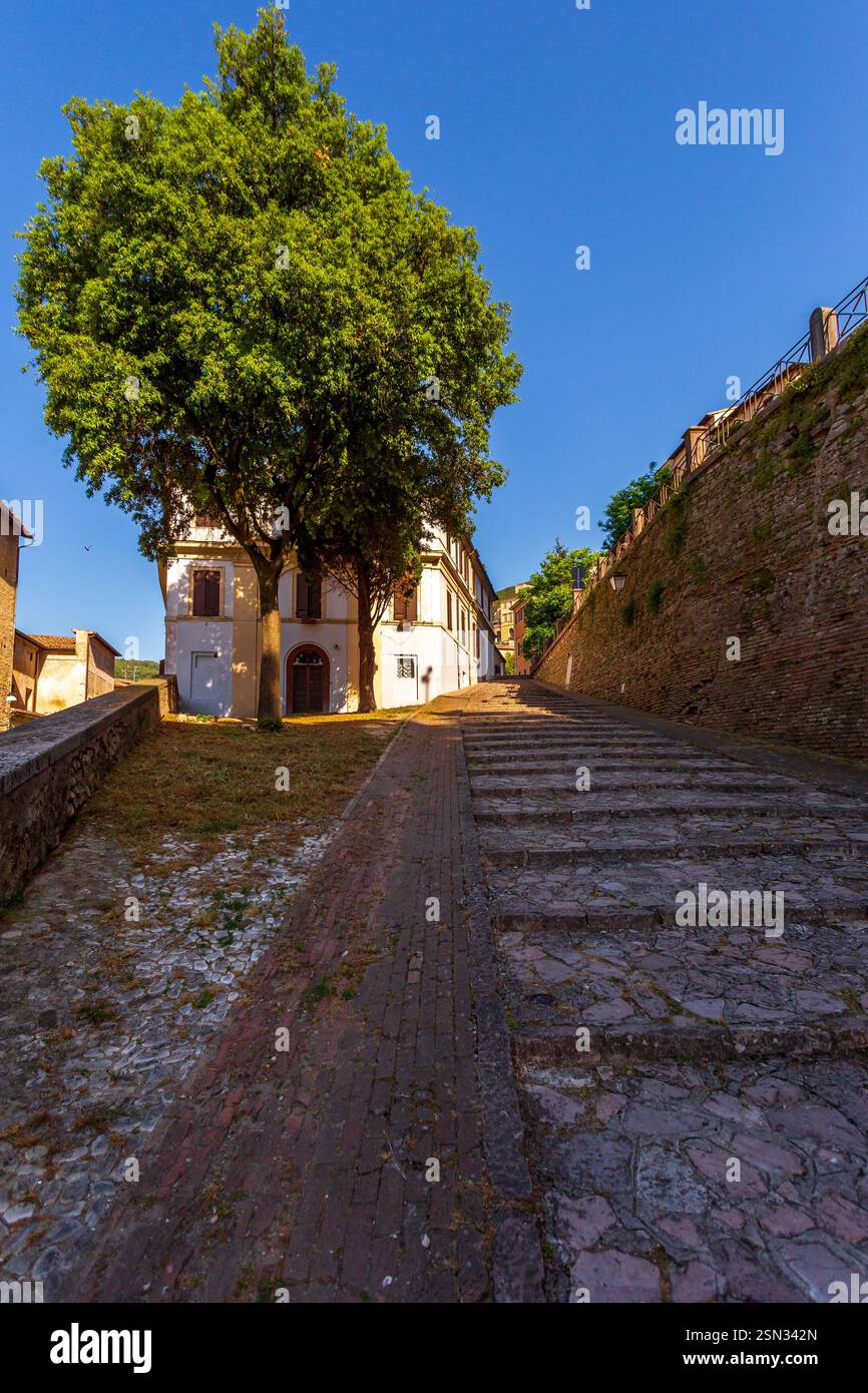 Spoleto, a beautiful ancient town with a dominant castle and aqueduct ...