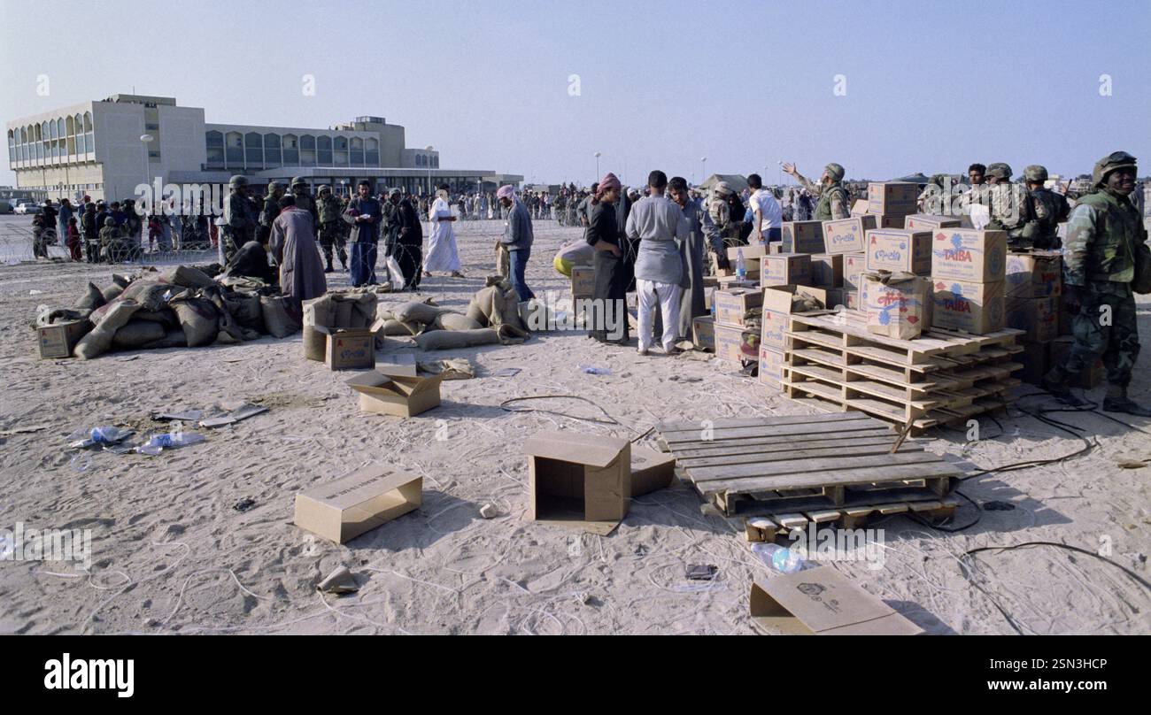 First Gulf War: 27th March 1991 South of Safwan in southern Iraq ...