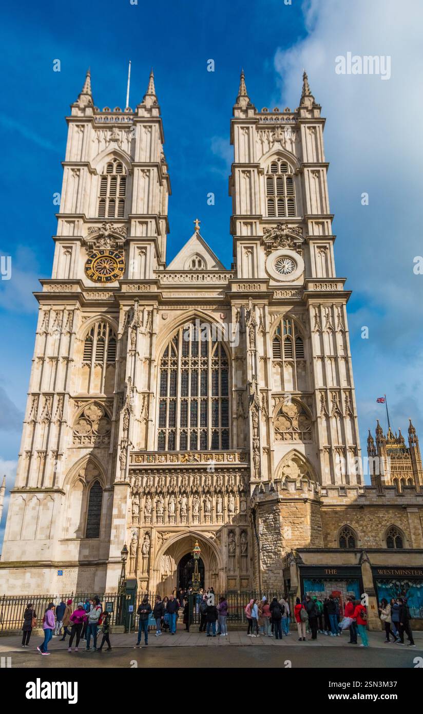 Lovely view of the entire west front of the famous Westminster Abbey ...