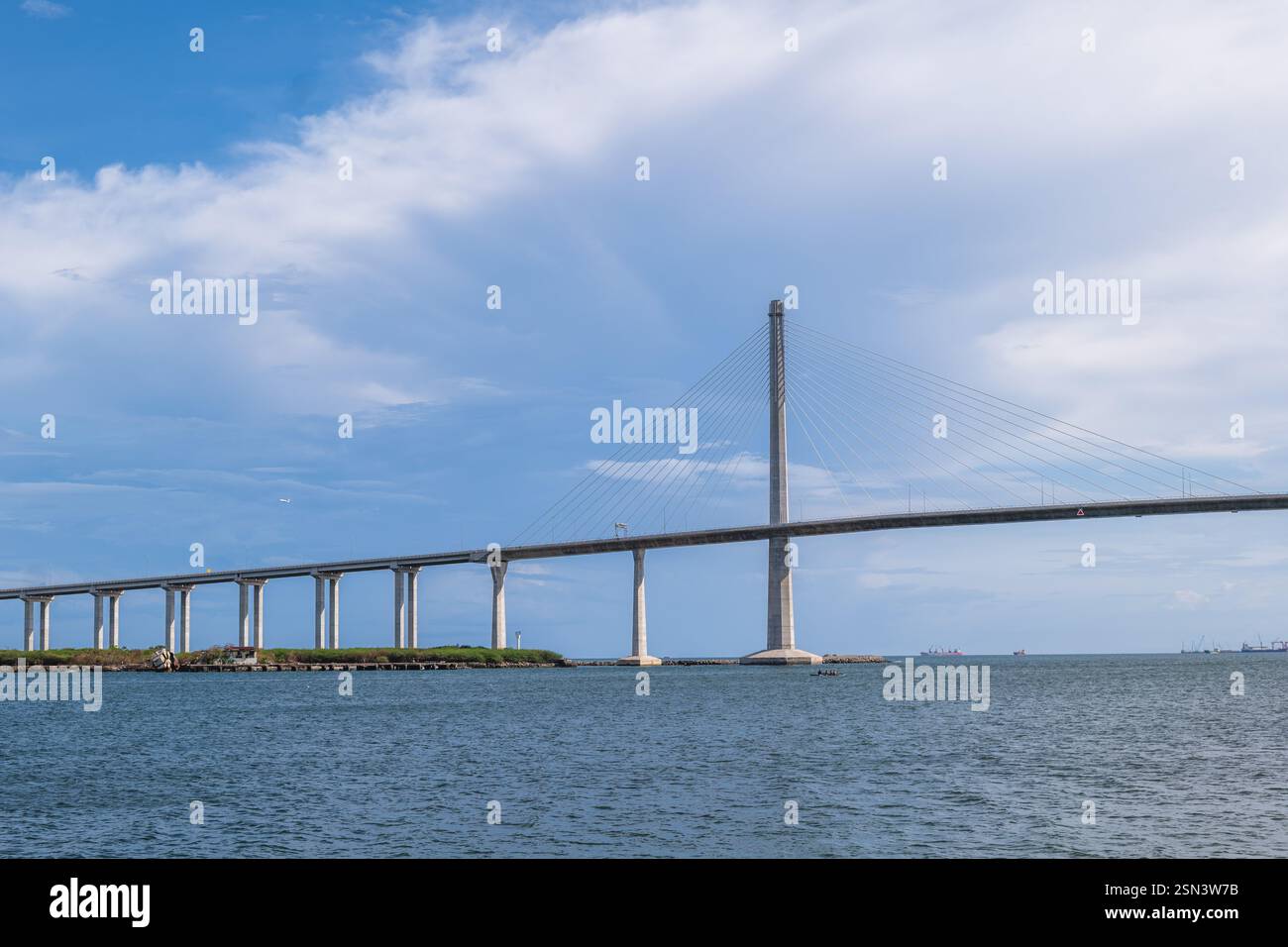 Cebu Cordova Link Expressway, aka CCLEX or Third Cebu Mactan Bridge in ...