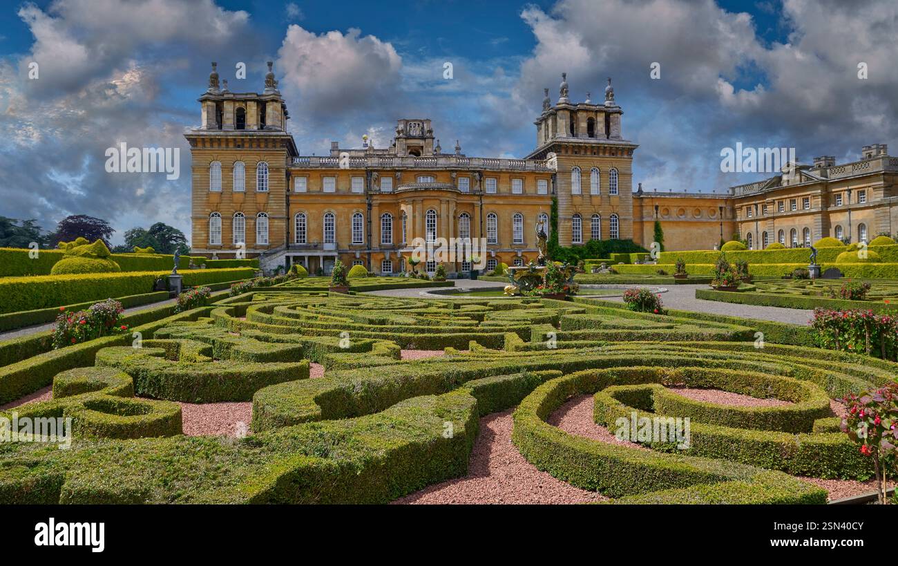 Photo of Blemheim Palace formal Italian Garden with formal topiary hedges, statues & fountain ...