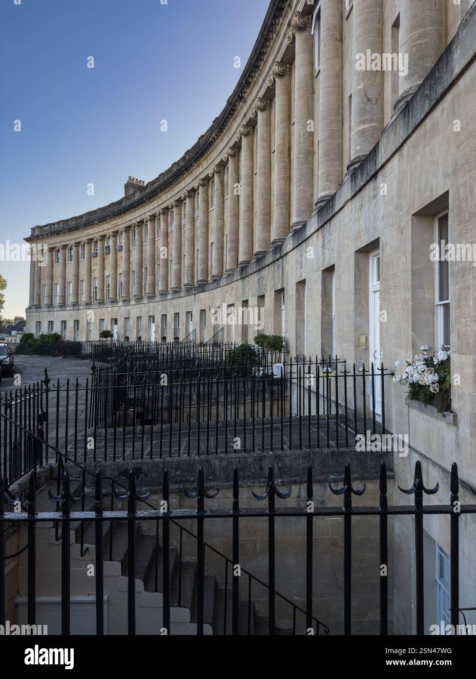 Crescent circle hi-res stock photography and images - Alamy