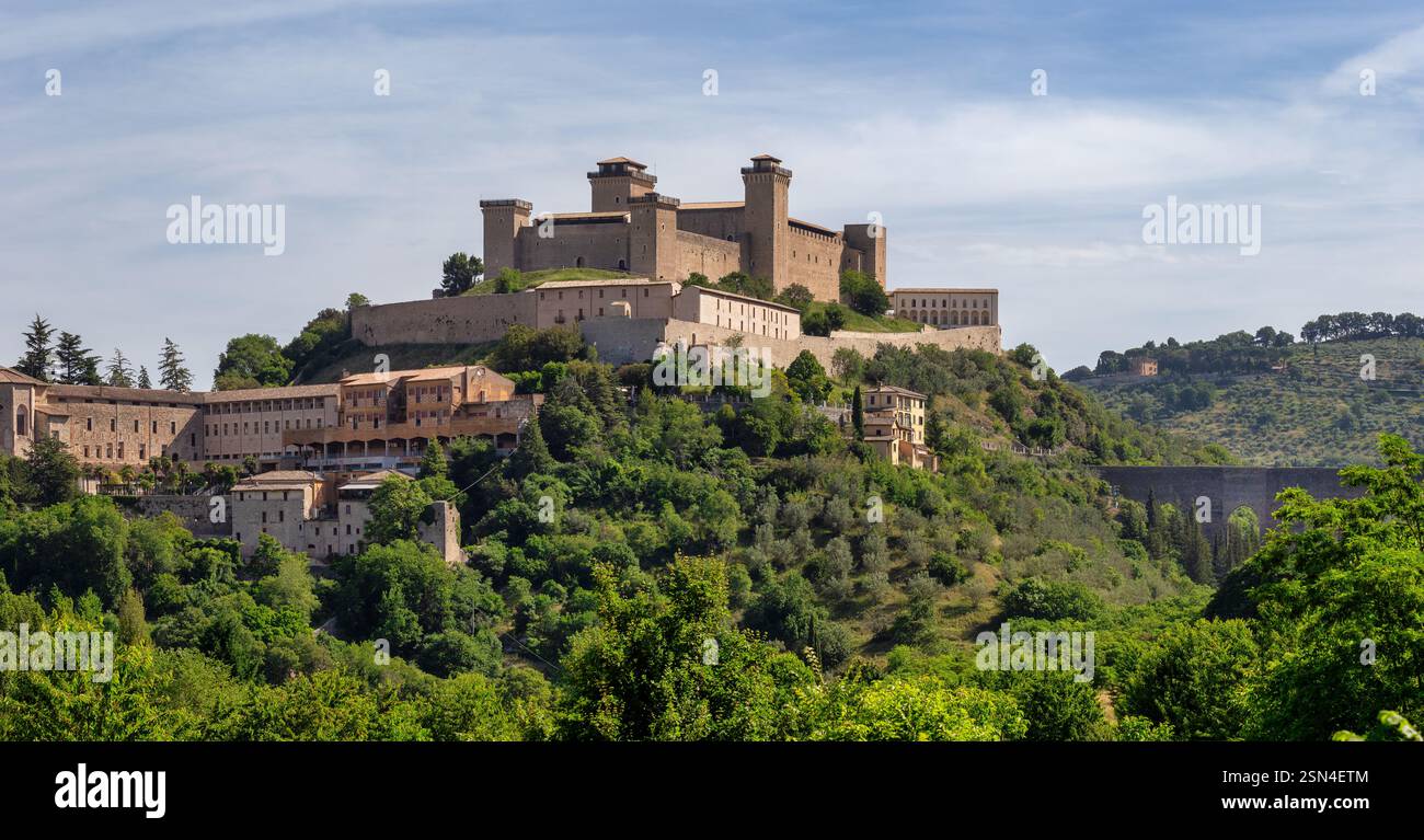 Spoleto, Ponte delle Torri roman bridge and Rocca Albornoziana medieval ...