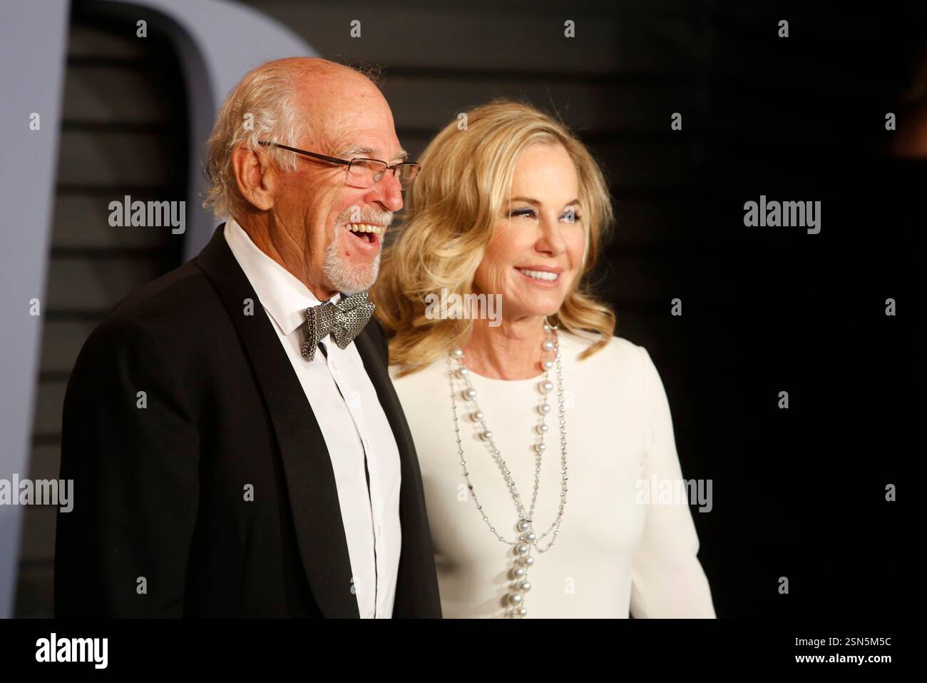 Jimmy Buffett and Jane Slagsvol attend the Vanity Fair Oscar Party at ...