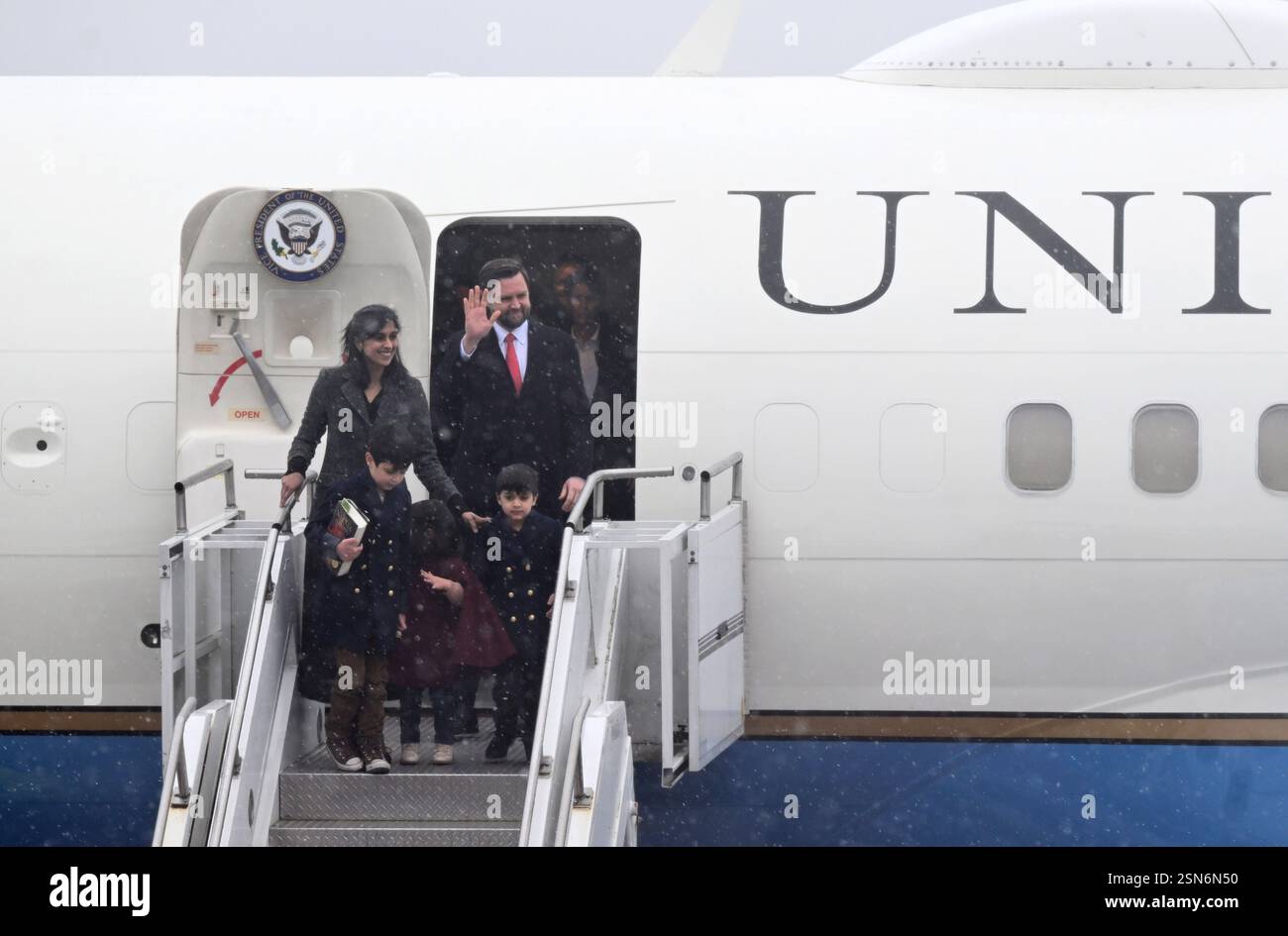 Hallbergmoos, Germany. 13th Feb, 2025. US Vice President JD Vance ...