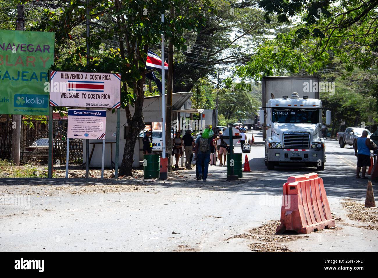 Costa Rican Border with Nicaragua, Peñas Blancas, Costa Rica Stock ...