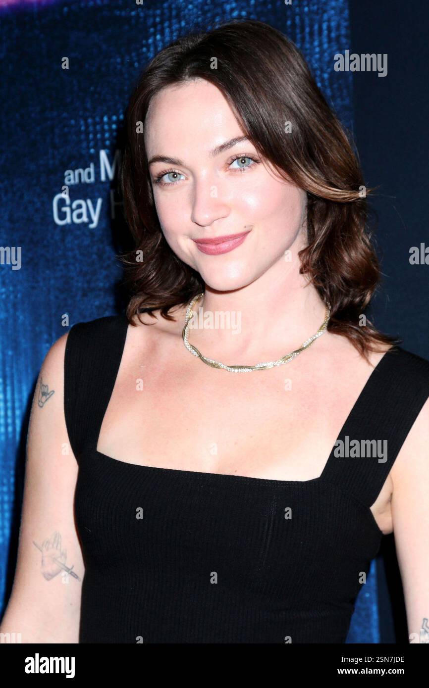 Violett Beane at arrivals for RENNER Premiere, The Culver Theater ...