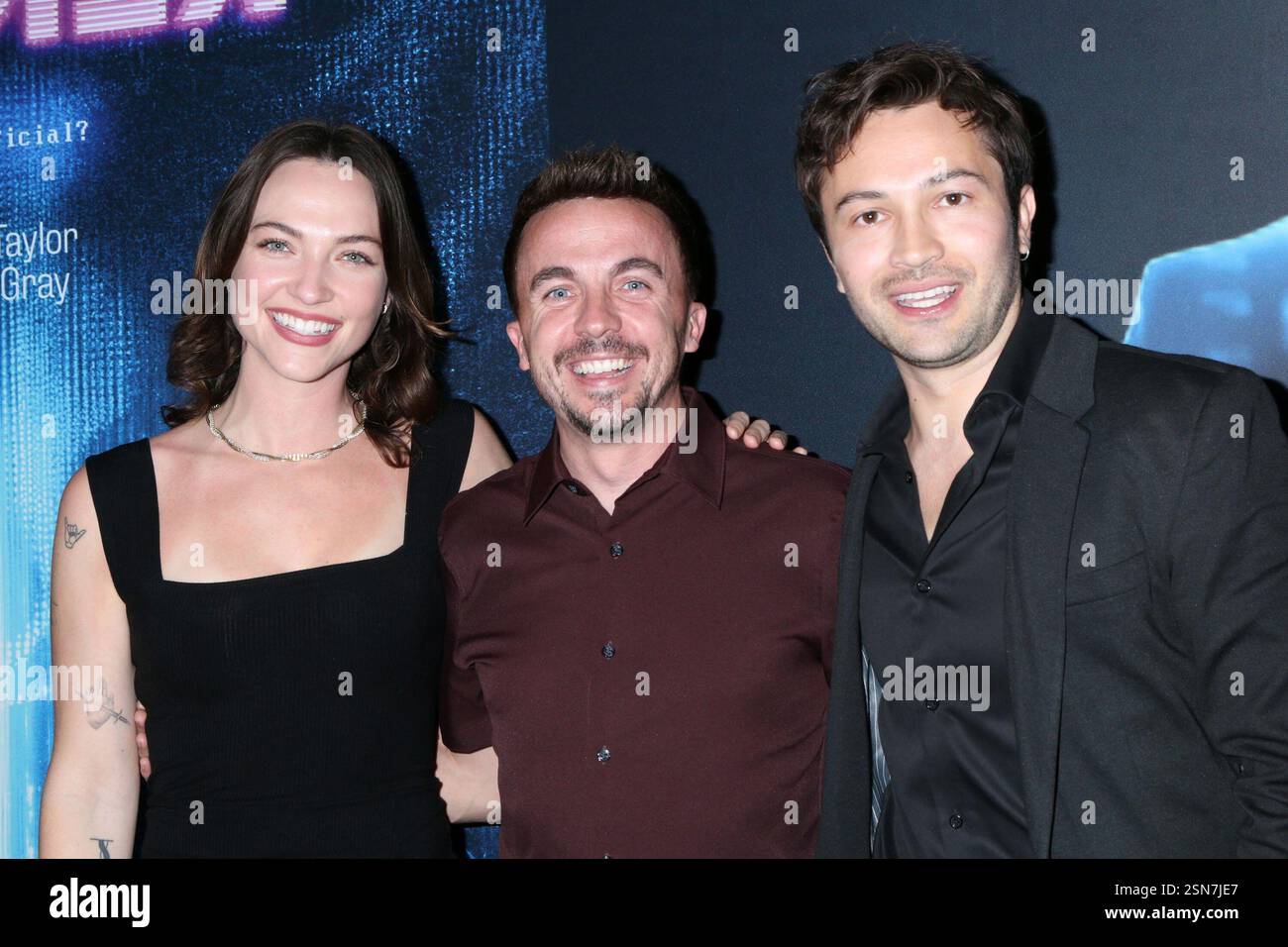 Violett Beane, Frankie Muniz, Robert Rippberger, Taylor Gray, Craig ...