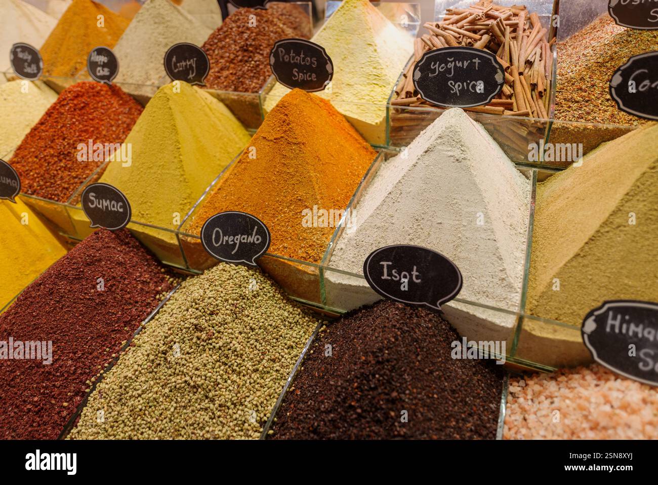 Colorful assorted spices, Spice Market, Istanbul. Turkey Stock Photo ...
