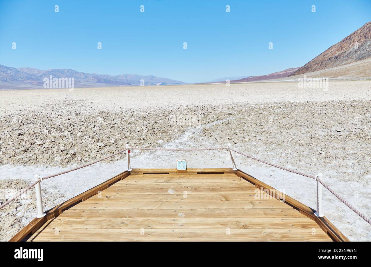 California's Death Valley National Park is the hottest and driest place ...
