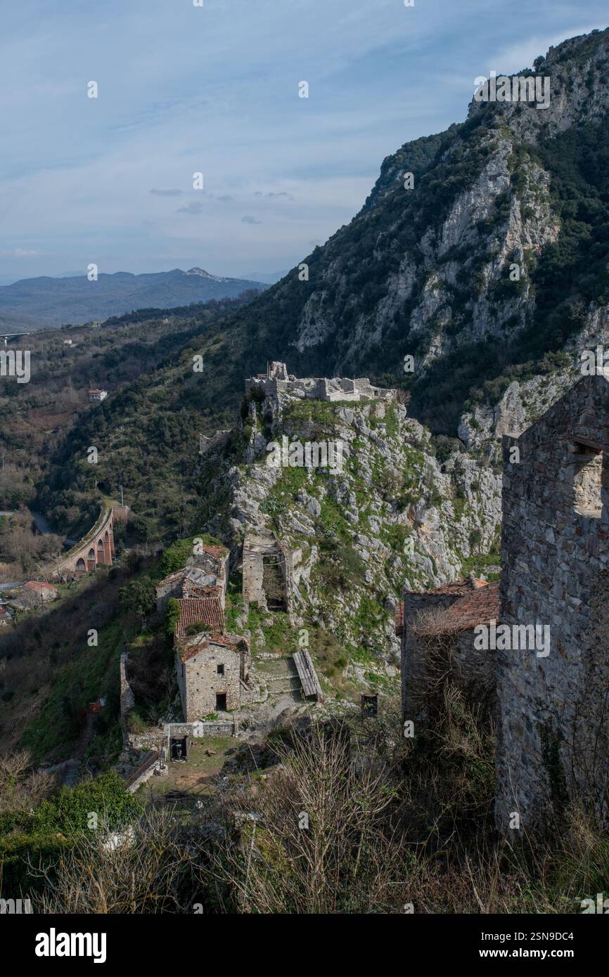 Borgo medioevale di San Severino di Centola, Parco Nazionale del ...
