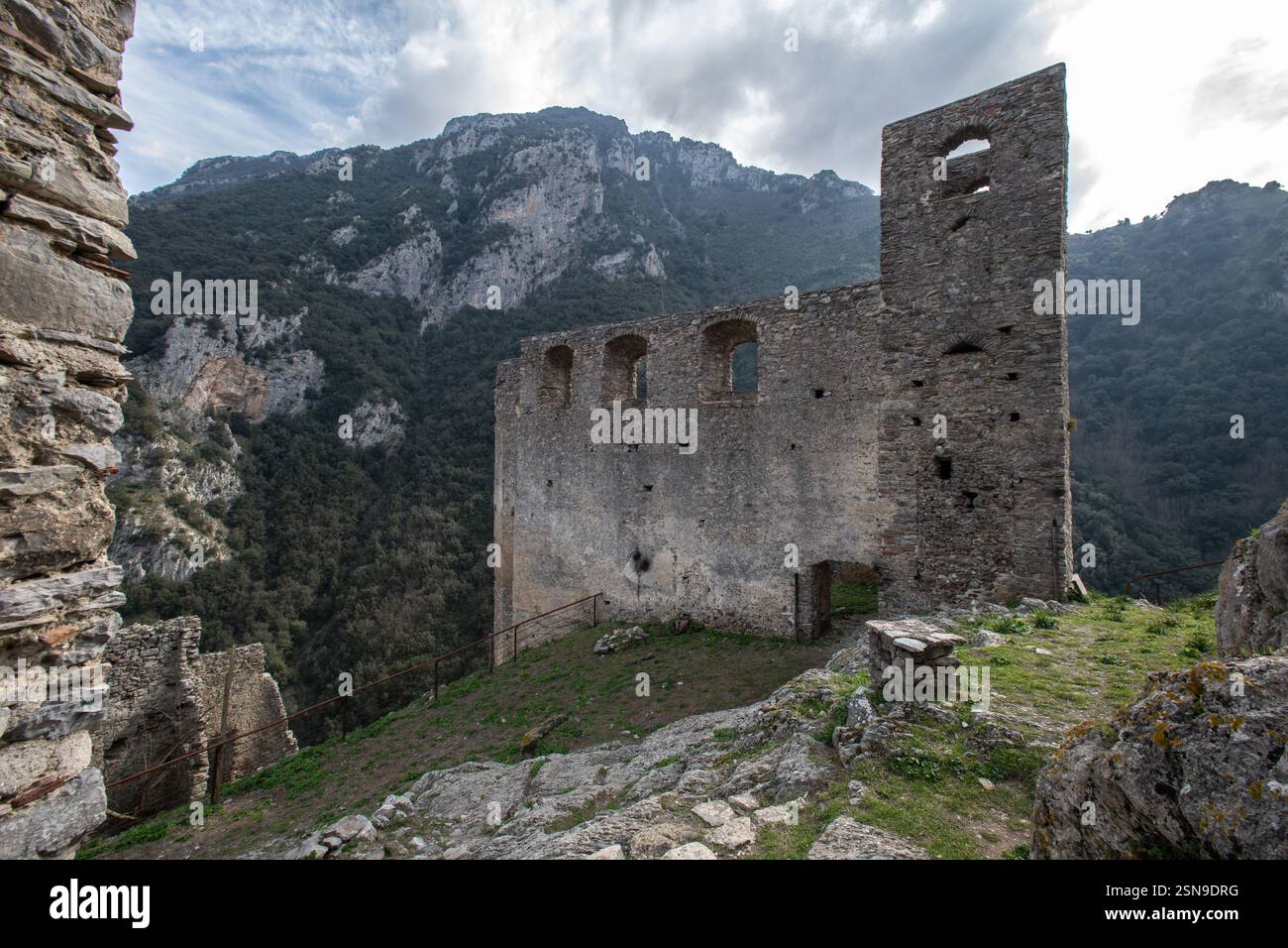 Borgo medioevale di San Severino di Centola, Parco Nazionale del ...