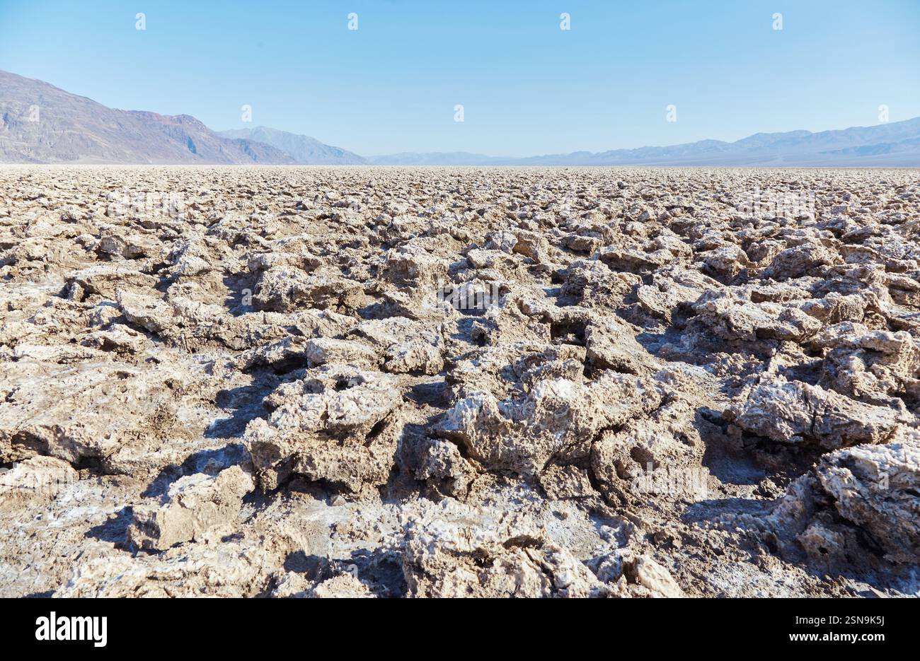 California's Death Valley National Park is the hottest and driest place ...