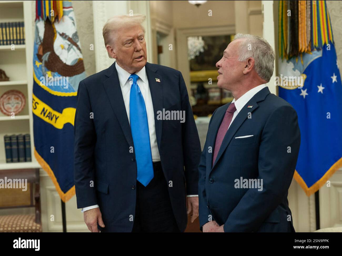 DONALD TRUMP. US President with King Abdullah of Jordan at the White ...