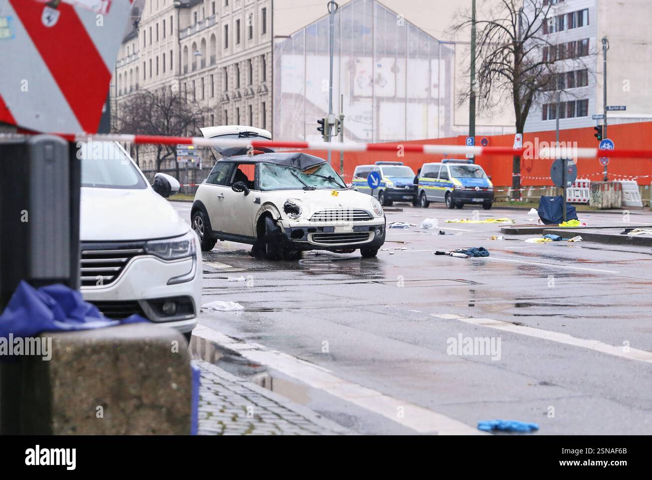 Absperrband hintergrund hi-res stock photography and images - Alamy