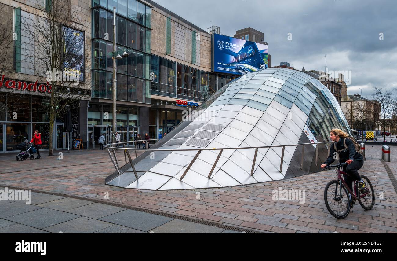 The entrance to St Enoch Underground Station in St Enoch Square ...