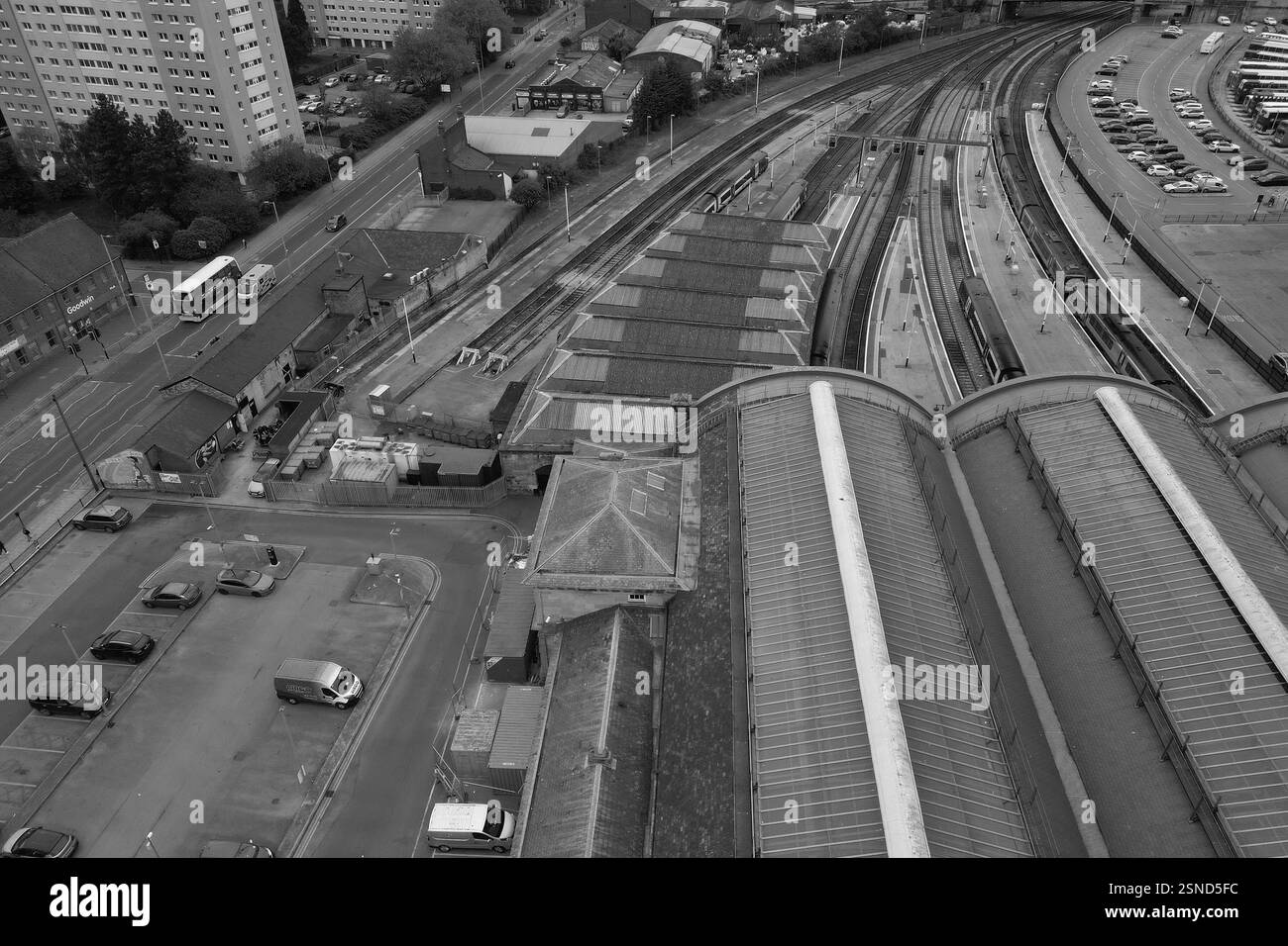 Hull paragon interchange station Black and White Stock Photos & Images ...