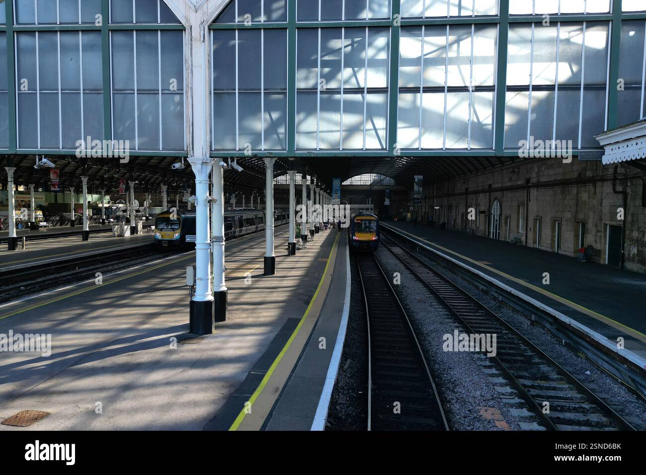 Paragon station, Hull interchange, transport Hub, Ferensway, Kingston ...