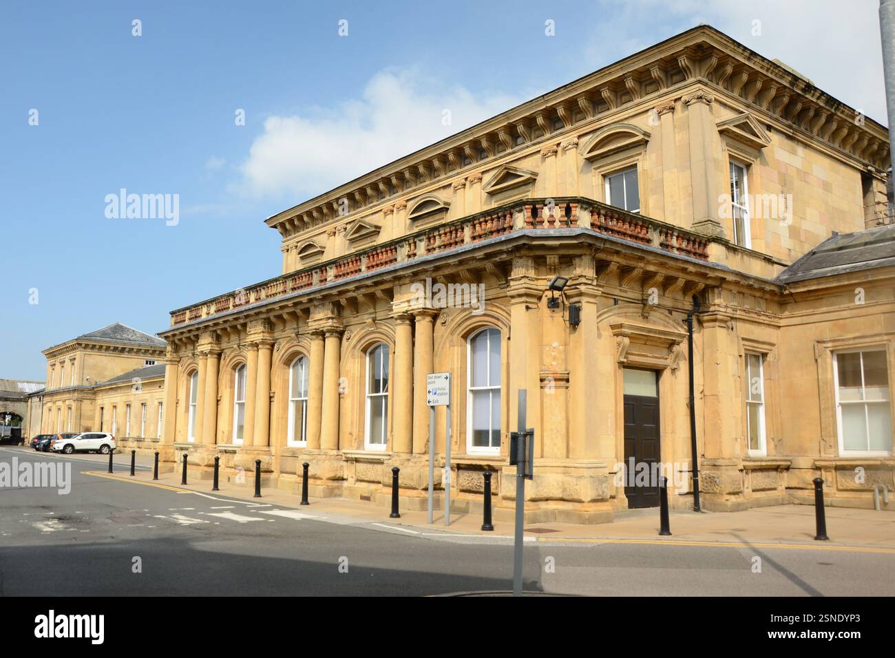 Paragon station, Hull interchange, transport Hub, Ferensway, Kingston ...