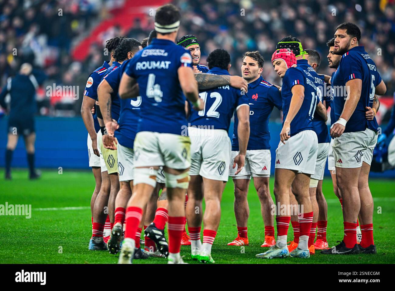 Antoine Dupont and French team players in group during the 6 or Six Nations Championship rugby ...