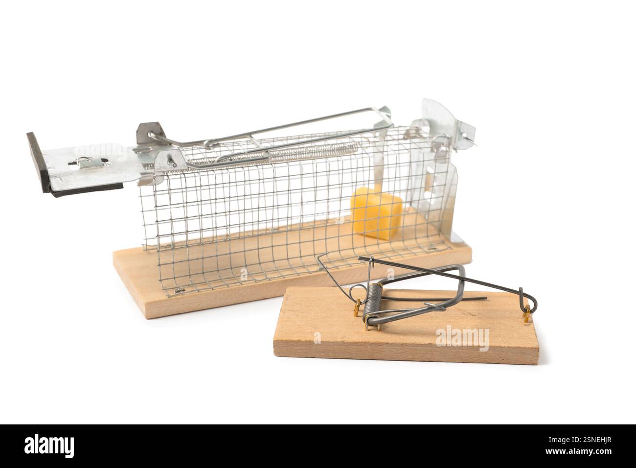 Two mouse traps with cheese isolated on white Stock Photo - Alamy