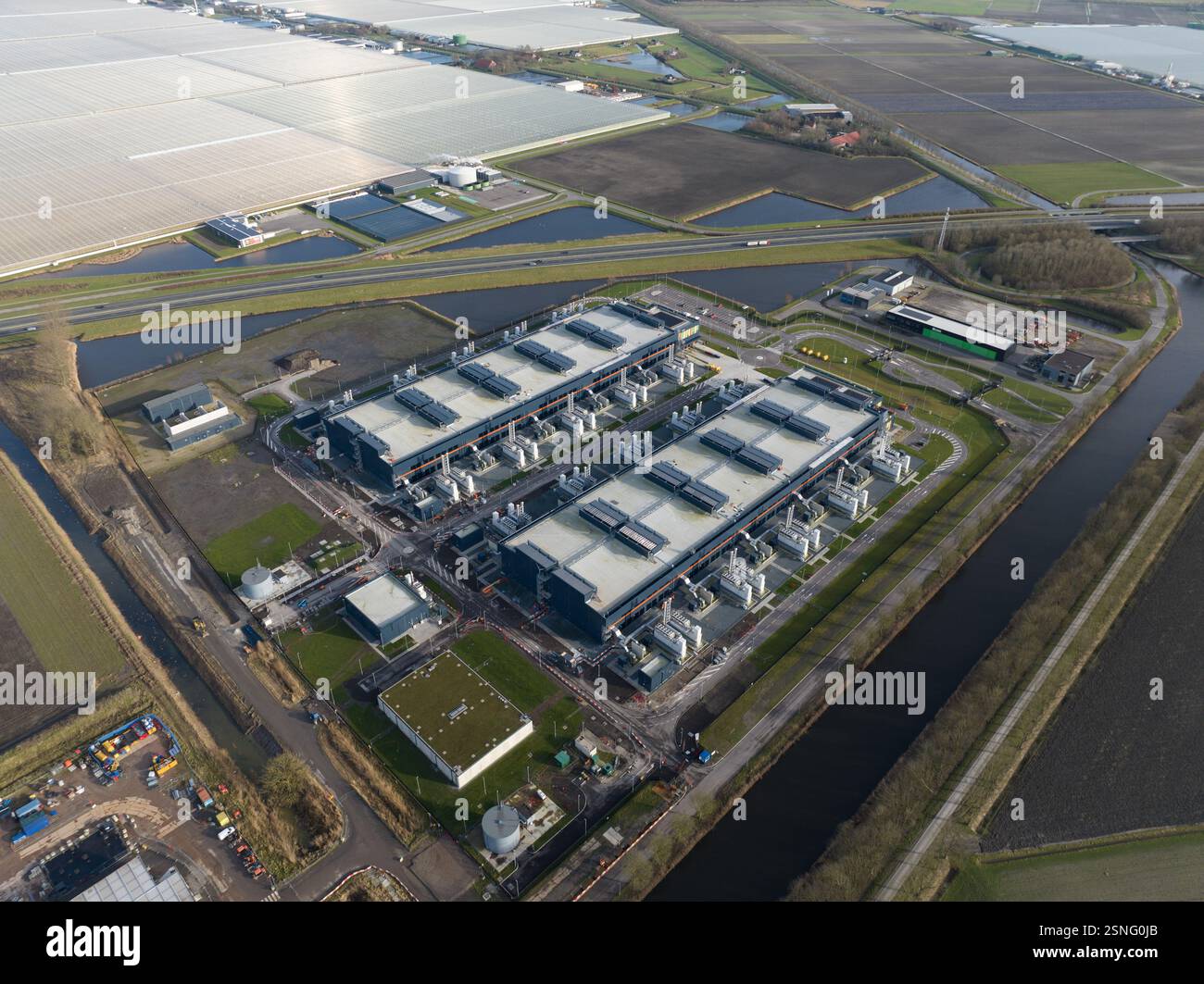 Data center, super computer, quantum computing, storage clouds space ...