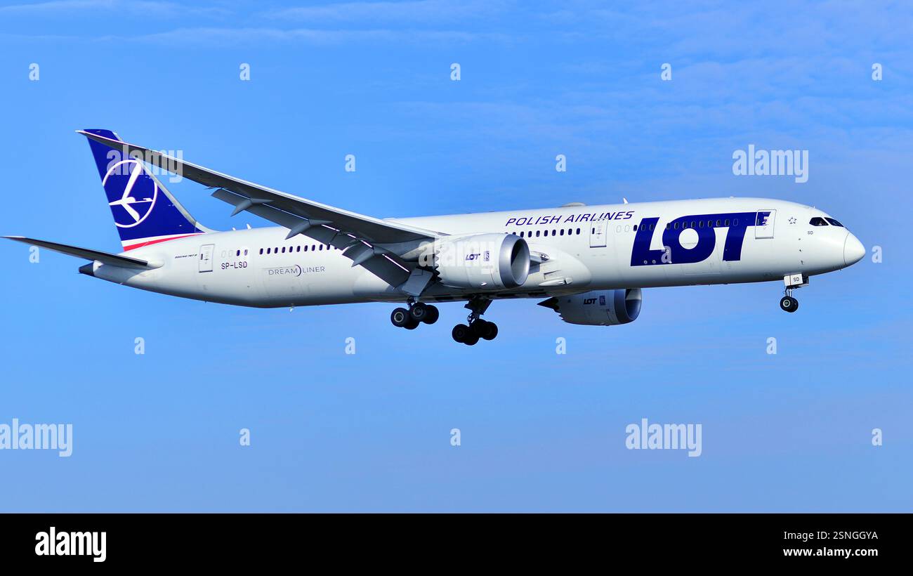 Warsaw ,Poland. 9 February 2025. Plane SP-LSD LOT - Polish Airlines Boeing 787-9 Dreamliner just ...