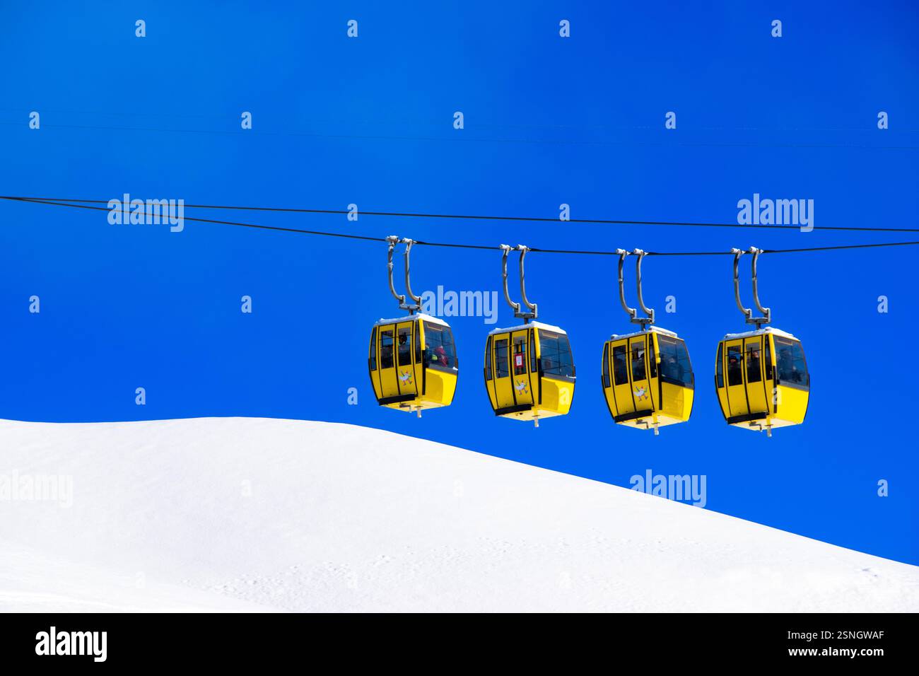 A beautiful winter wonderland. These photographs are from a hike ...