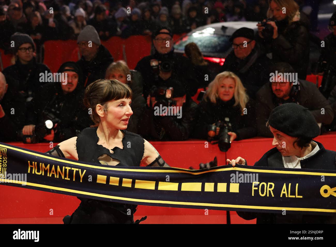 Berlin, Germany, 13th February 2025, Meret Becker and Anna Thalbach arriving on the red carpet ...