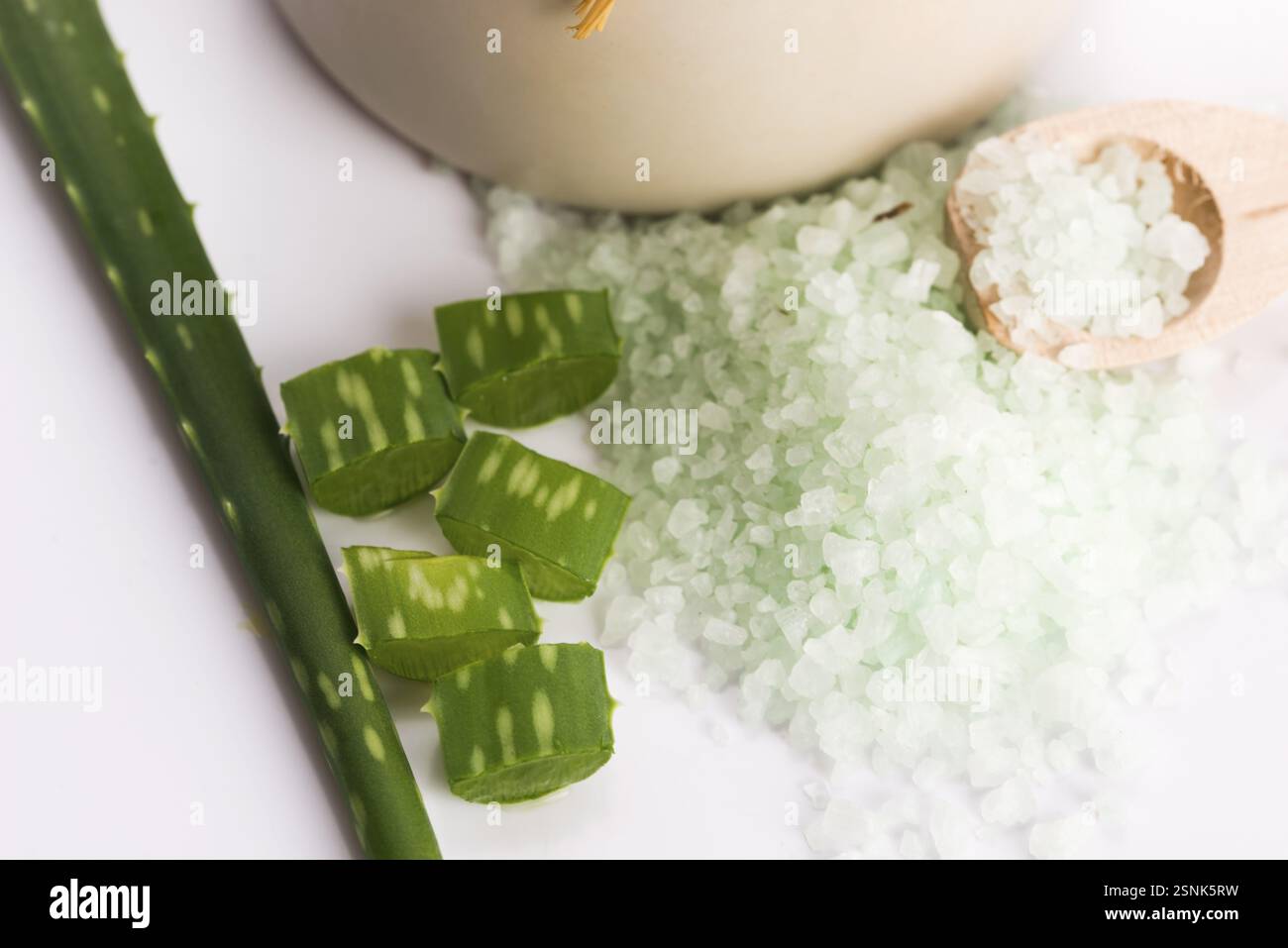 Aloe vera and sea salt Stock Photo - Alamy