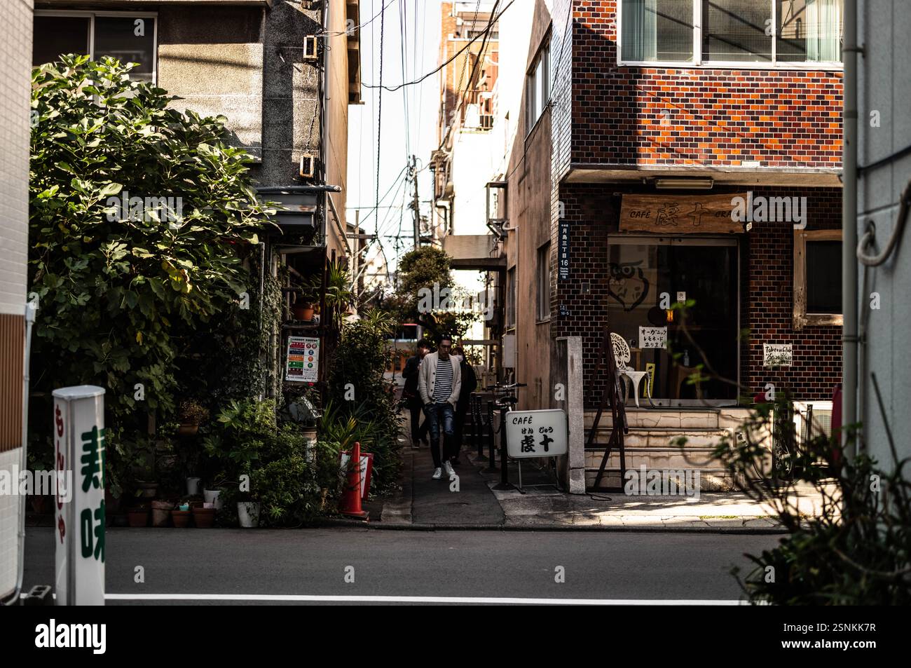 Monjayaki spots in Tsukishima and the journey from Tsukiji to Ginza ...