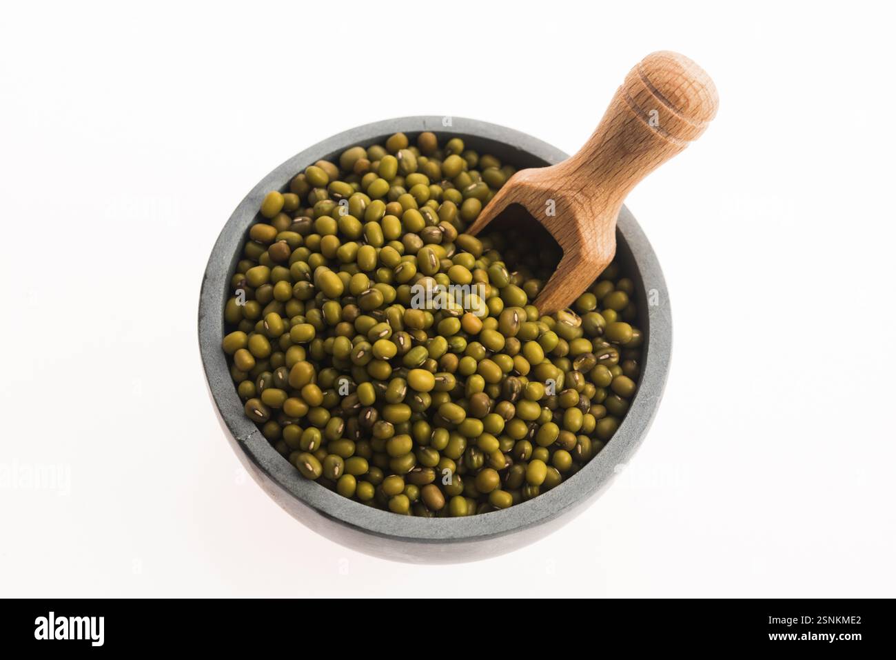 Raw mung bean Stock Photo - Alamy