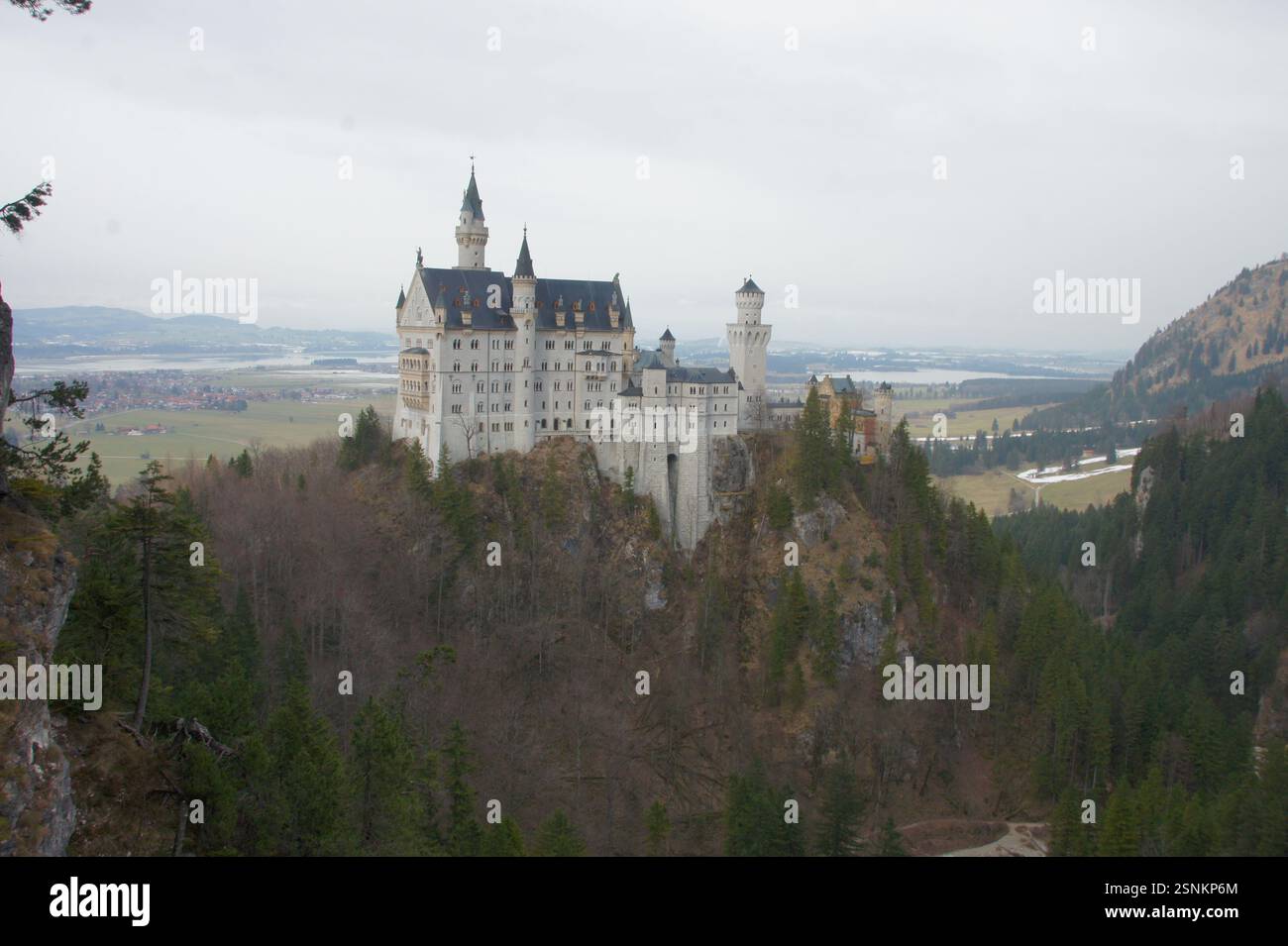 Neuenschwanstein castle hi-res stock photography and images - Alamy