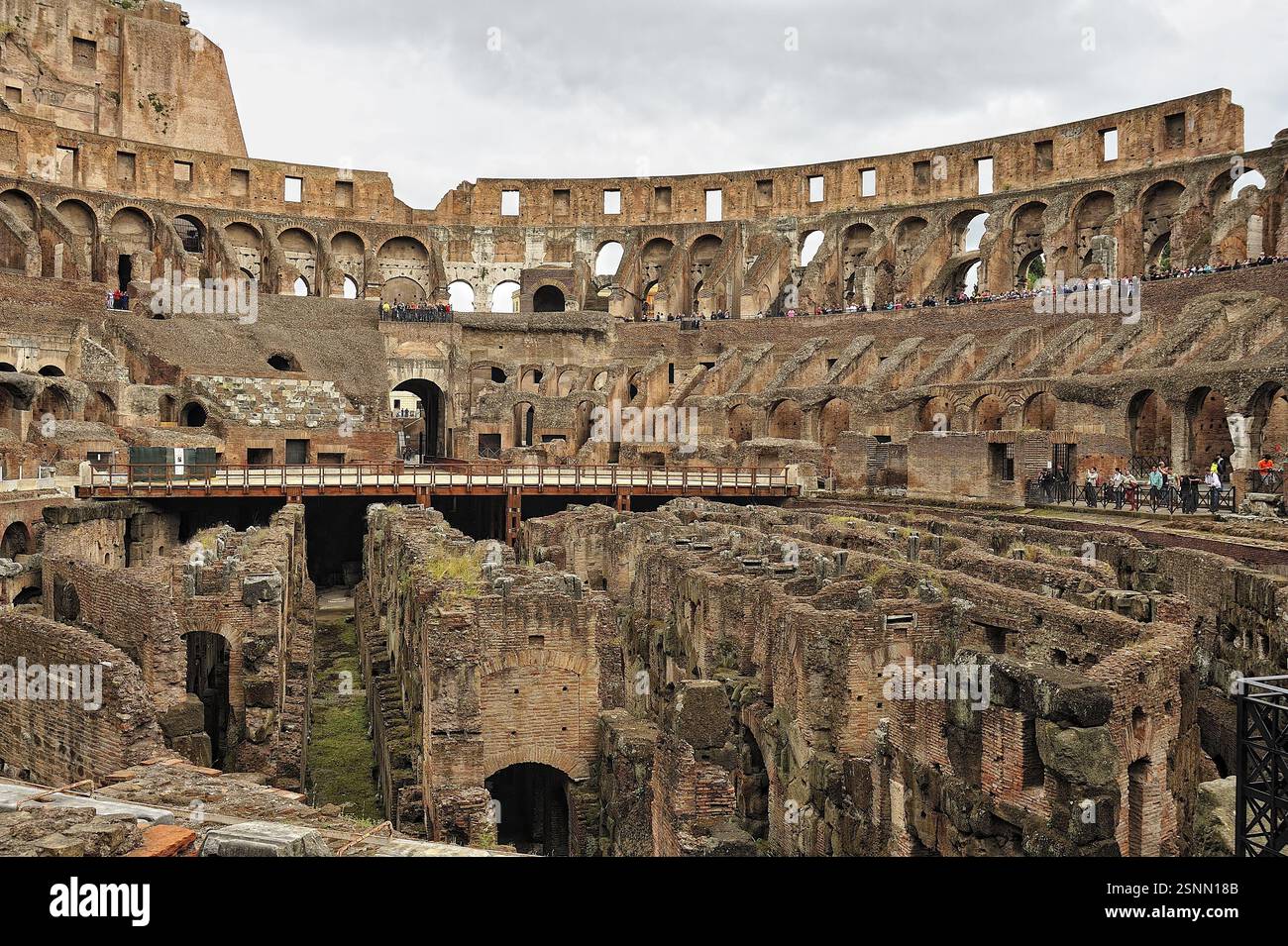 A picture of the amazing colosseum in Rome Stock Photo - Alamy