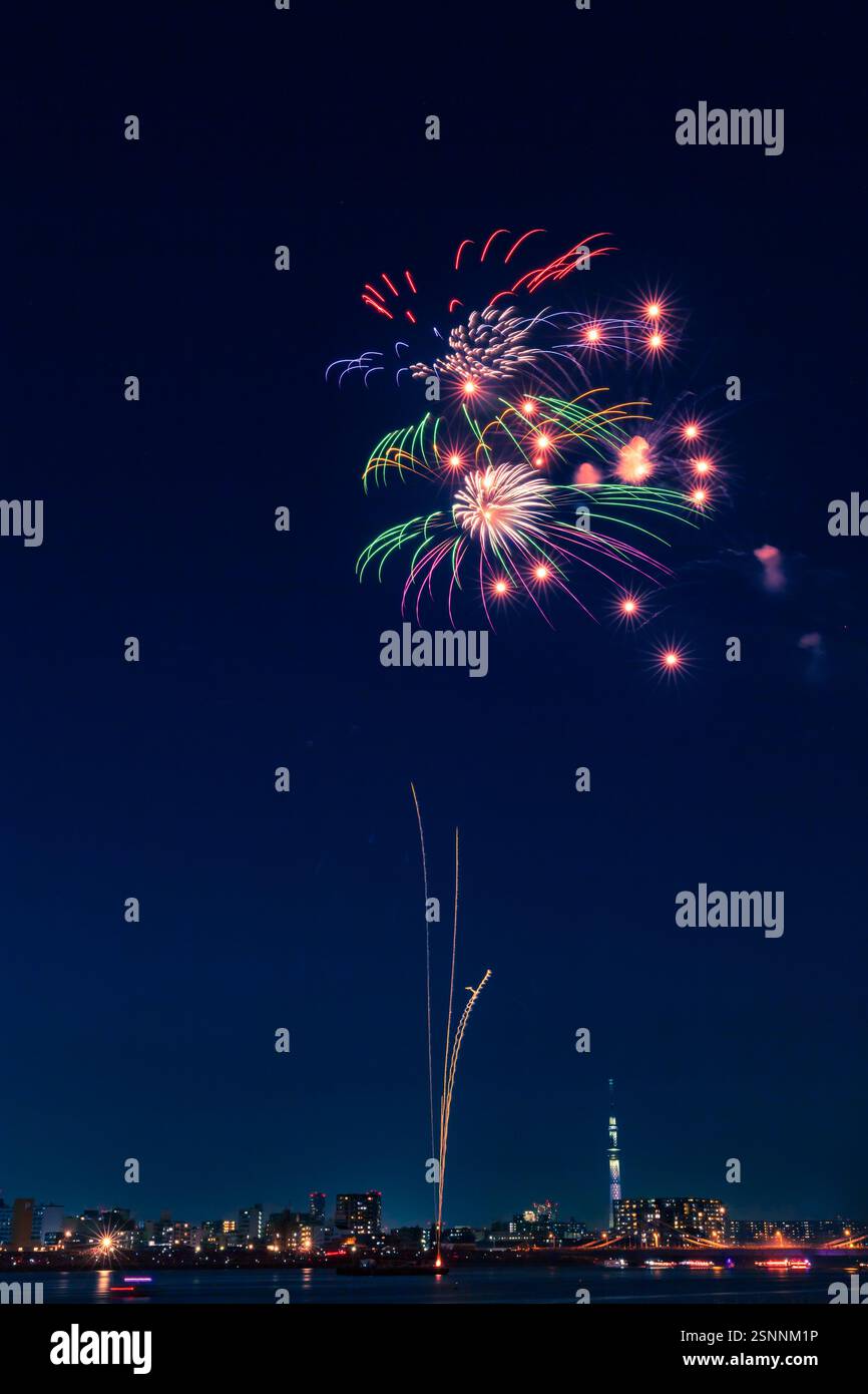 Koto Fireworks display Tokyo Stock Photo - Alamy