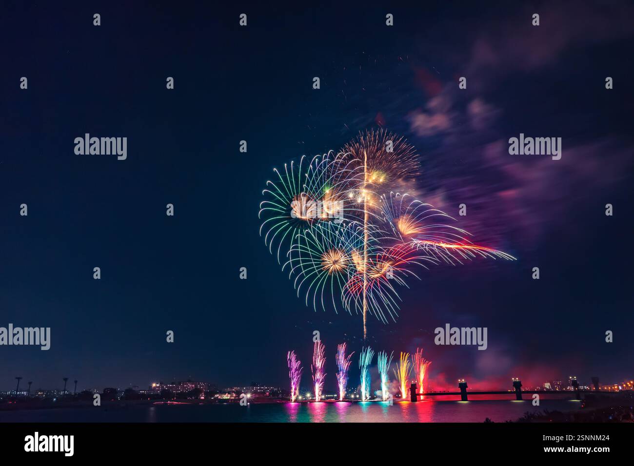 Chofu Fireworks Display Tokyo Stock Photo - Alamy