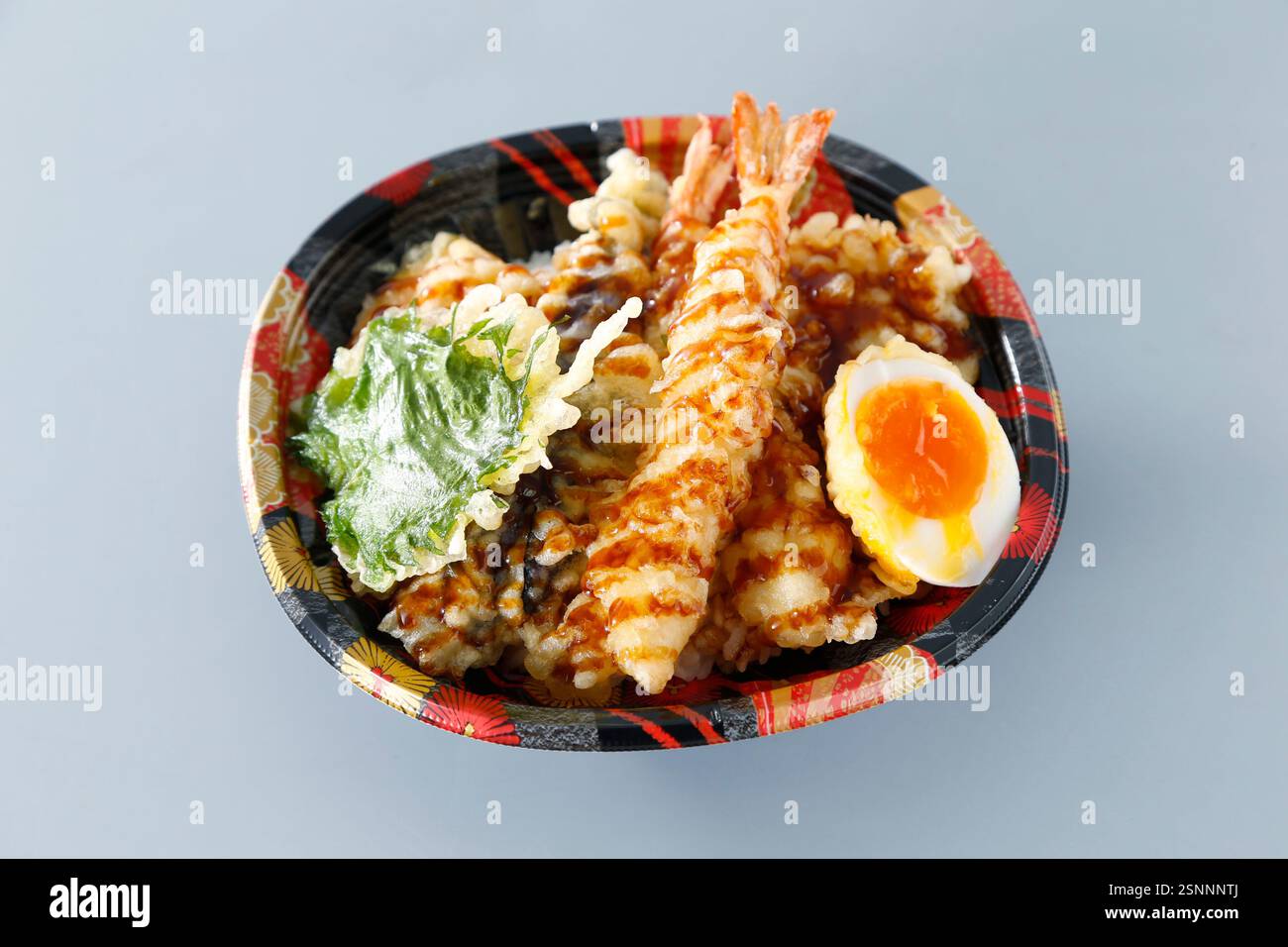 Ebi tempura bento Stock Photo - Alamy