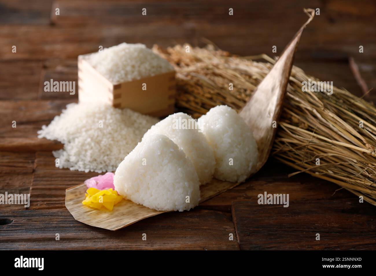Asian eating rice hi-res stock photography and images - Alamy