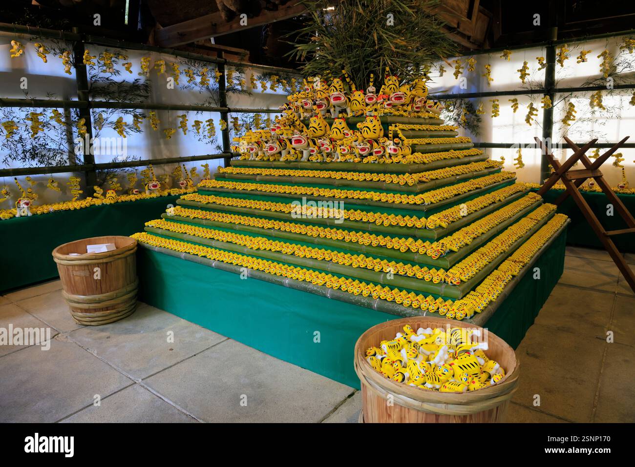 Shigisan Tiger Festival, special altar for the tiger of Zhangzi ...