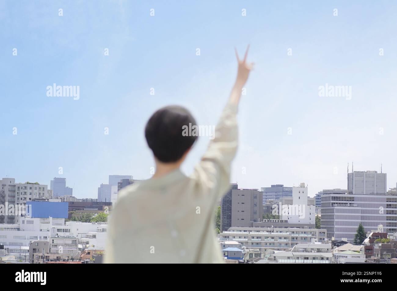 Man making peace sign hi-res stock photography and images - Alamy