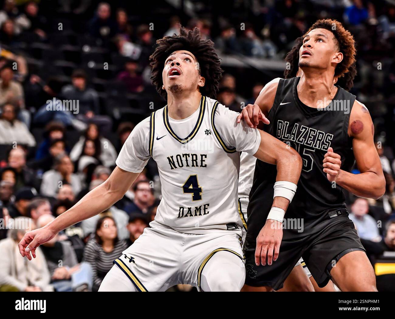 Inglewood, CA. 1st Feb, 2025. Tyran Stokes (4) of Notre Dame High ...