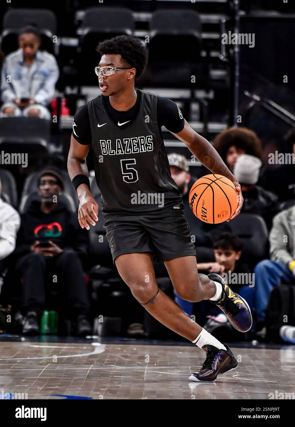 Inglewood, CA. 1st Feb, 2025. Bryce James (5) of Sierra Canyon moves ...